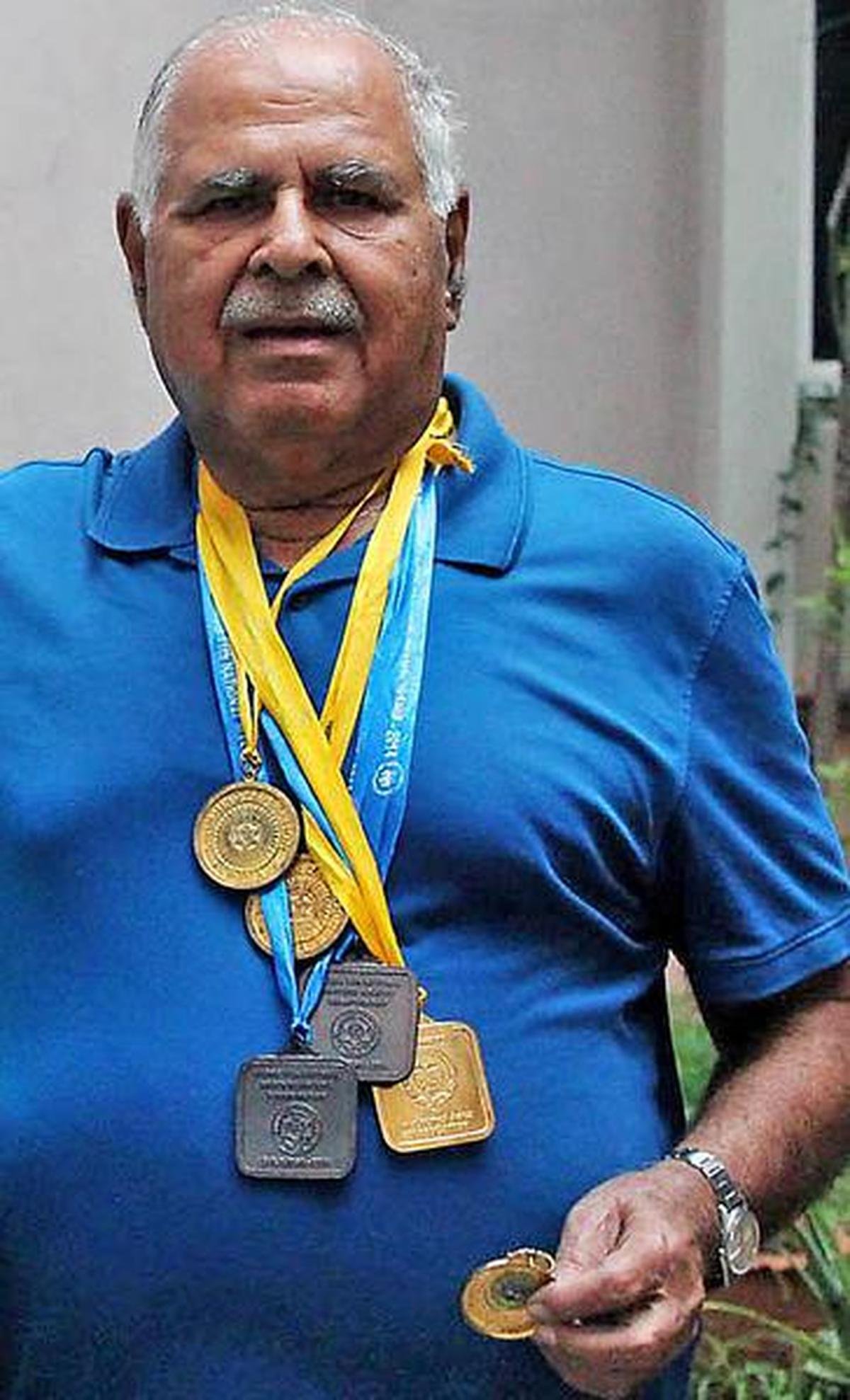 Om Seth swimmer : Champion Swimmer at 82